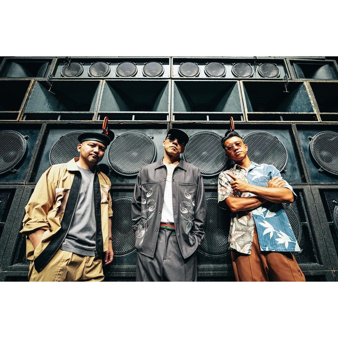 "MUZE" 衣装提供 "MIGHTY CROWN / COJIEさん" 2021年 アーティスト写真 | 株式会社からくさ